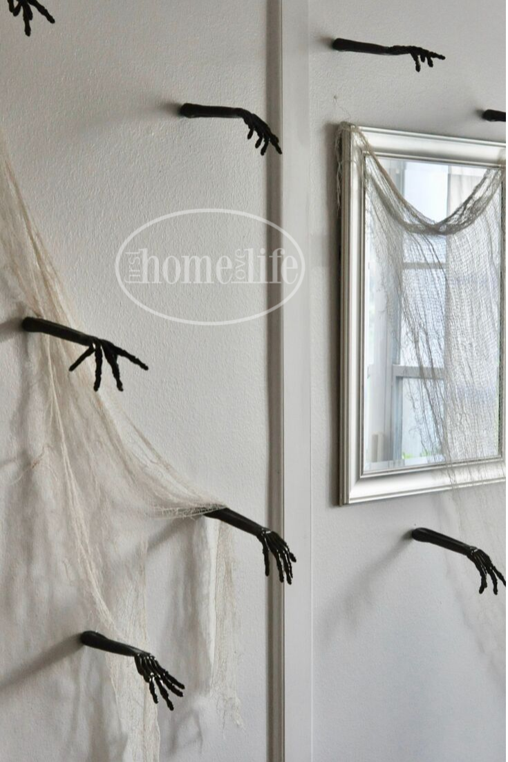 DIY-Dollar-Tree-Skeleton-Hand-Wall-via-firsthomelovelife.com_ - First ...