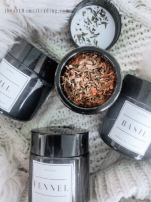 Modern Farmhouse Dried Herb Labels | Free Printable - First Home Love Life